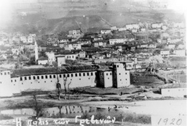 Τα ΚΟΝΑΚΙΑ του ΜΠΕΗ (η κατοικία του Μεχμέτ Τάγου) - OlaDeka