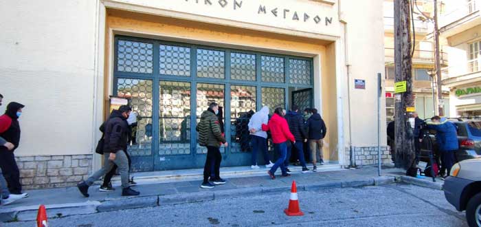 Καστοριά: Ενώπιον του Εισαγγελέα οι συλληφθέντες στο τελωνείο ...