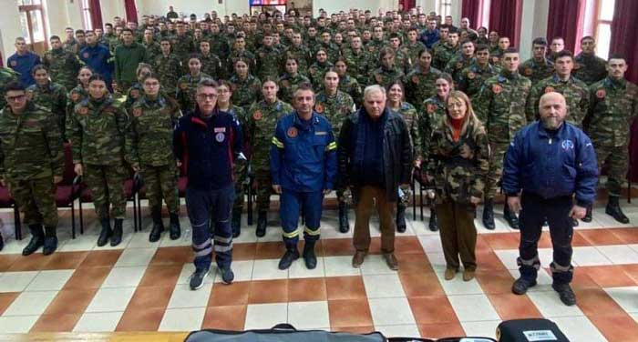 Εκπαίδευση για την καρδιοαναπνευστική αναζωογόνηση (ΚΑΡΠΑ) και τη χρήση ...
