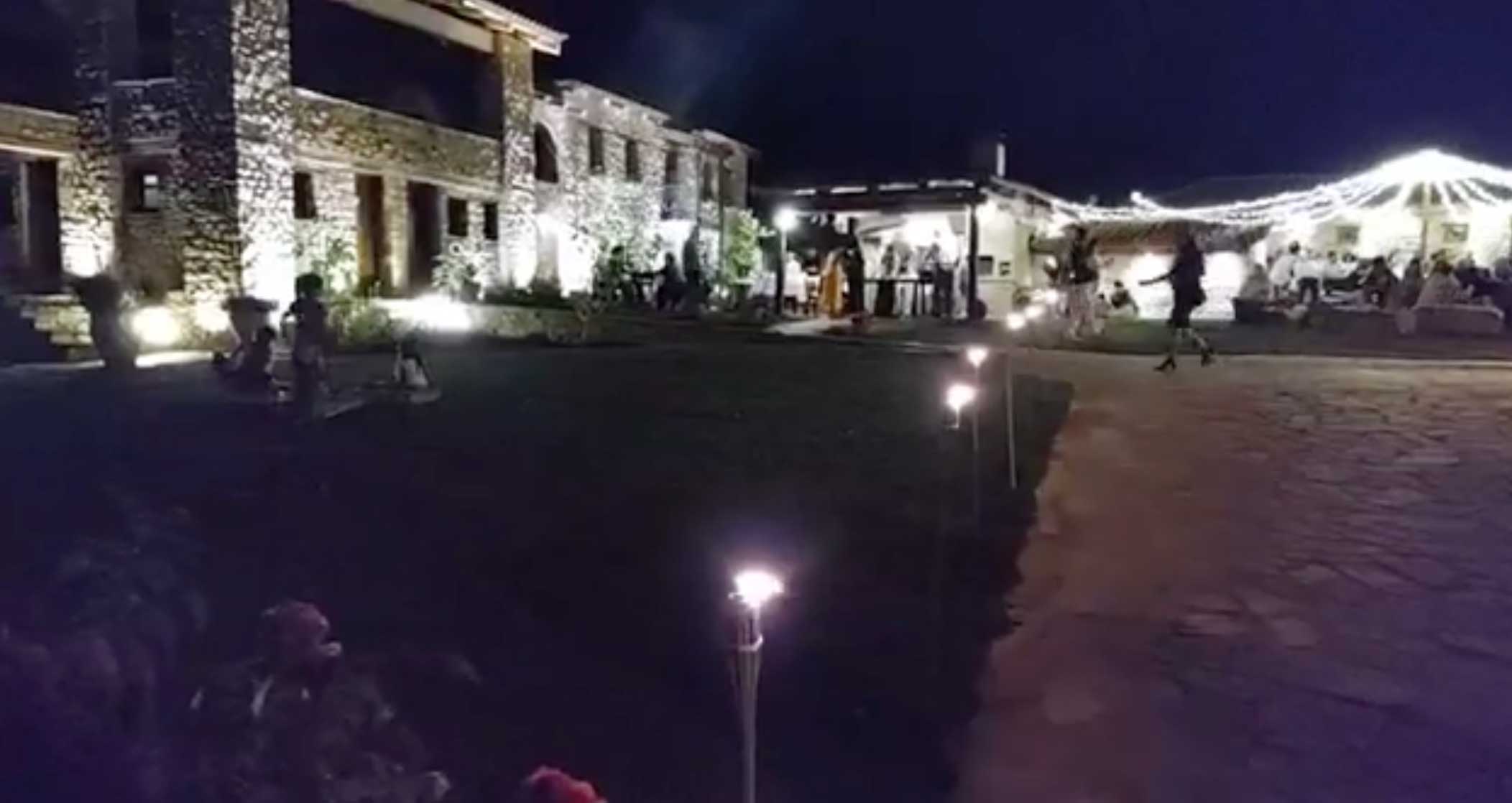 Στο “Γαρίδα πάρτι” στον κήπο του Αβραάμ – Βίντεο του Νίκου Παπανικολάου ...